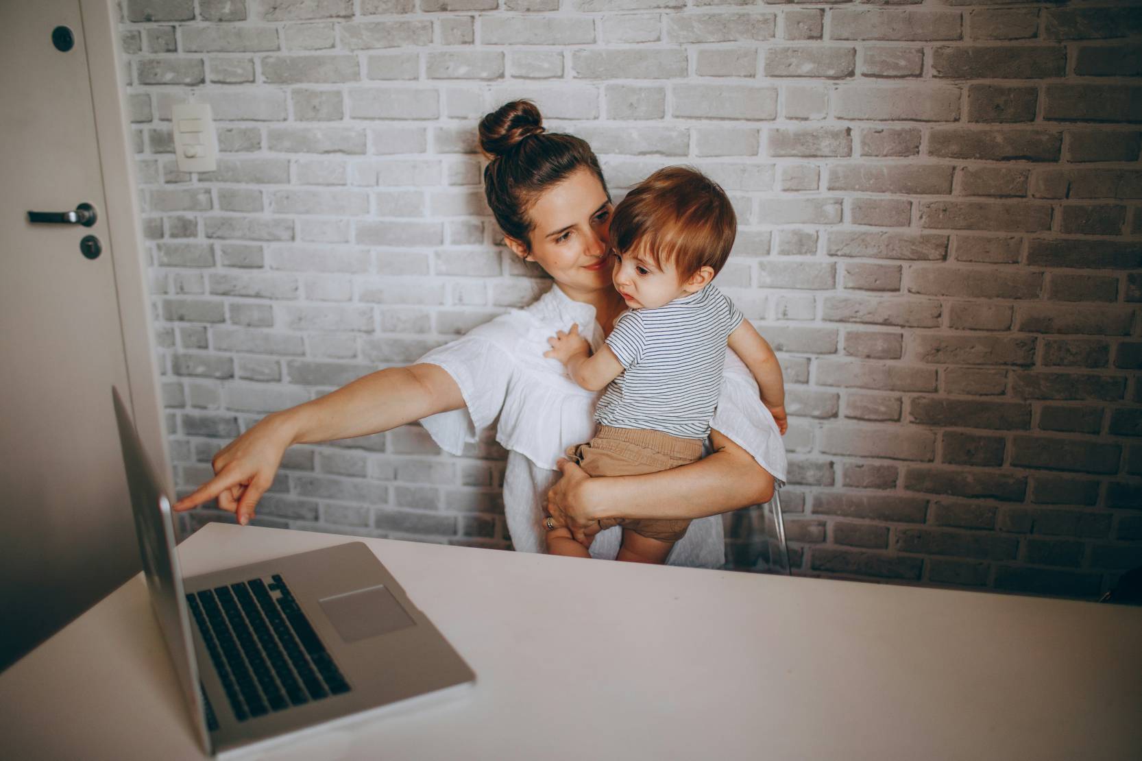 New Parents In The Workplace: Balancing Careers And Childcare ...